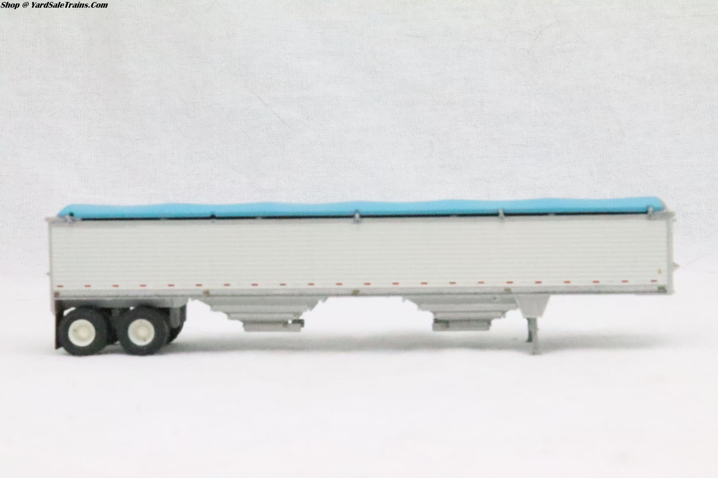 LS-6000 - Wilson Grain Trailer With Light Blue Tarp - HO Scale - Preow ...